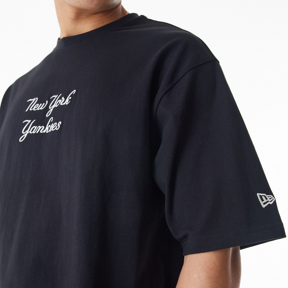 New York Yankees Oversized MLB Tartan Infill Black Tee – NewEra